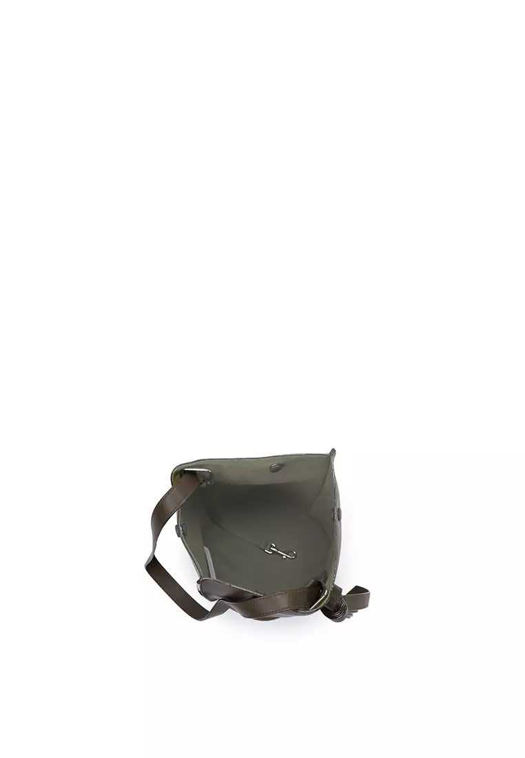 Buy BERACAMY ORUKAMI Knot Bucket Bag Small - Cacao 2025 Online | ZALORA