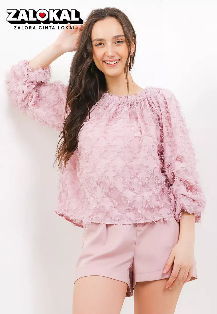 Jual Icons Ruched Sleeves Furry Jacquard Off Shoulder Blouse Original 2024 | ZALORA Indonesia