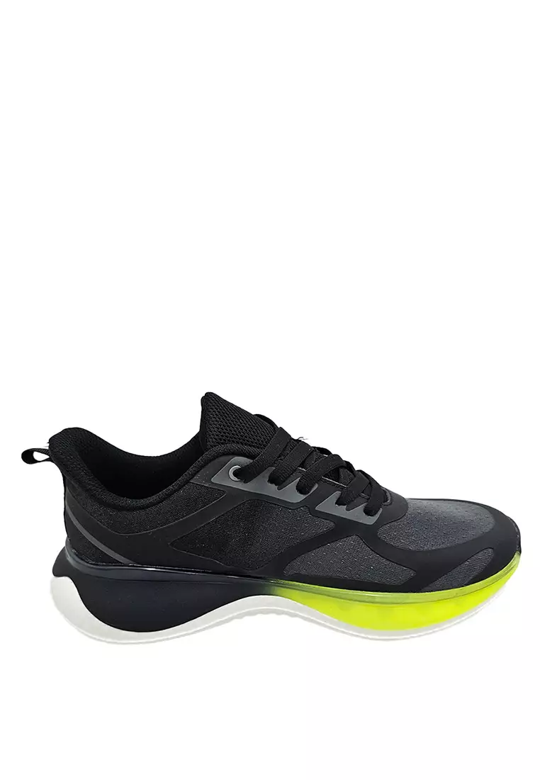 Buy Cross Trekkers Men's Colt Runner 2025 Online | ZALORA Philippines