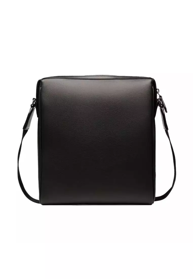 Jual BALLY Bally Sling Mythos Black Saffiano Original 2026 | ZALORA ...