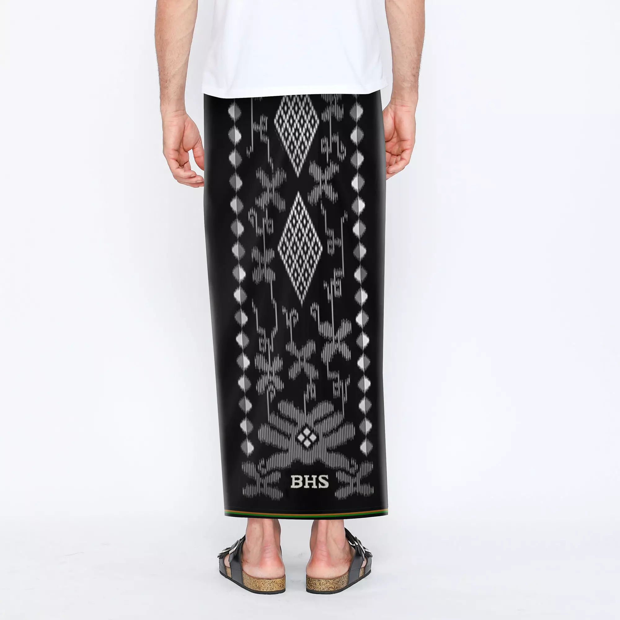 Jual BHS Sarung BHS Cosmo Hitam Polos 01 Original 2025 | ZALORA Indonesia
