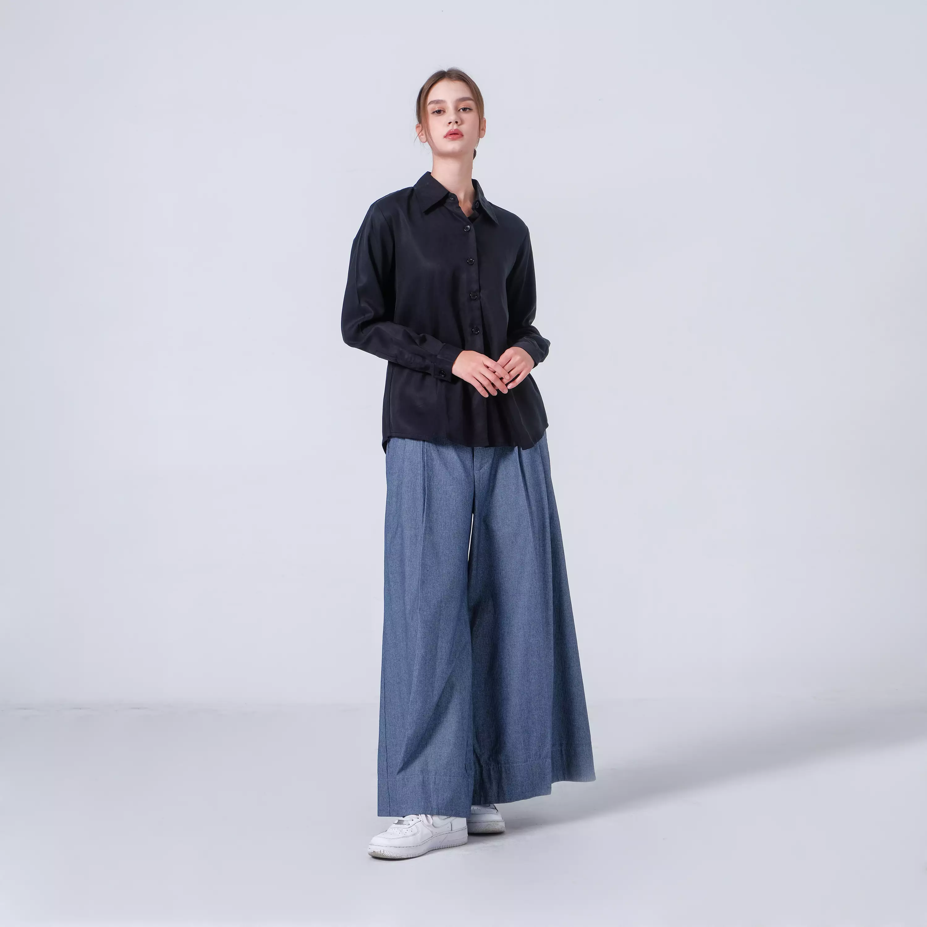 Jual Anggiasari Mawardi Kaluna Blouse Black Original 2025 | ZALORA Indonesia