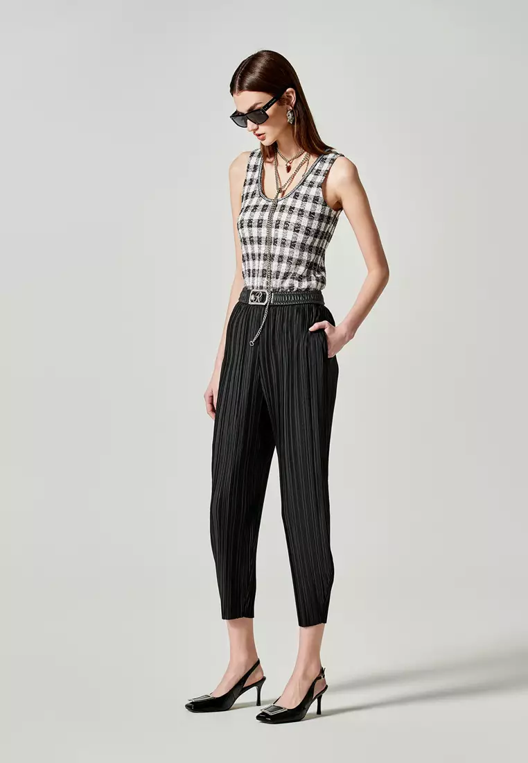 Buy iROO U-Neckline Checkered Tank Top 2025 Online | ZALORA