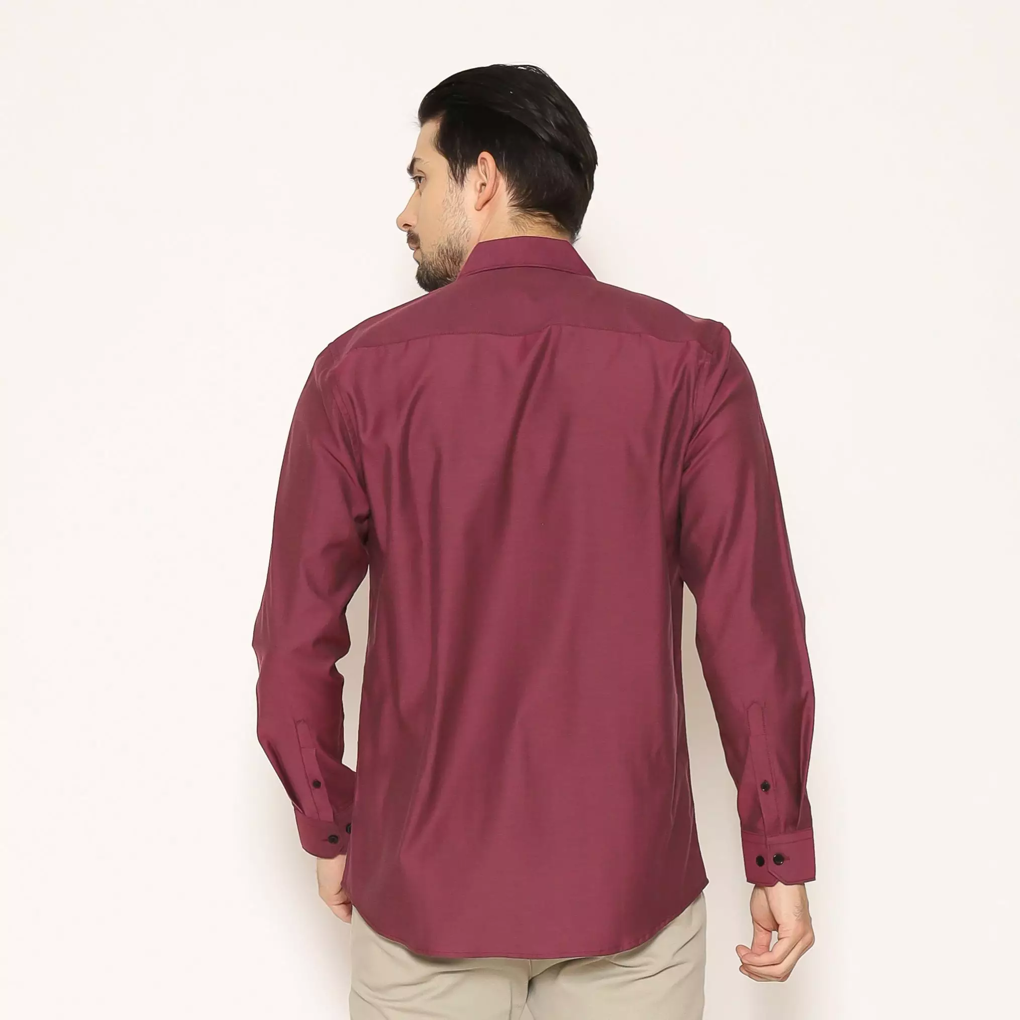 Jual Maginot MAGINOT Kemeja Pria Basic Polos Panjang DARK MAROON VER 2 Original 2024 | ZALORA ...