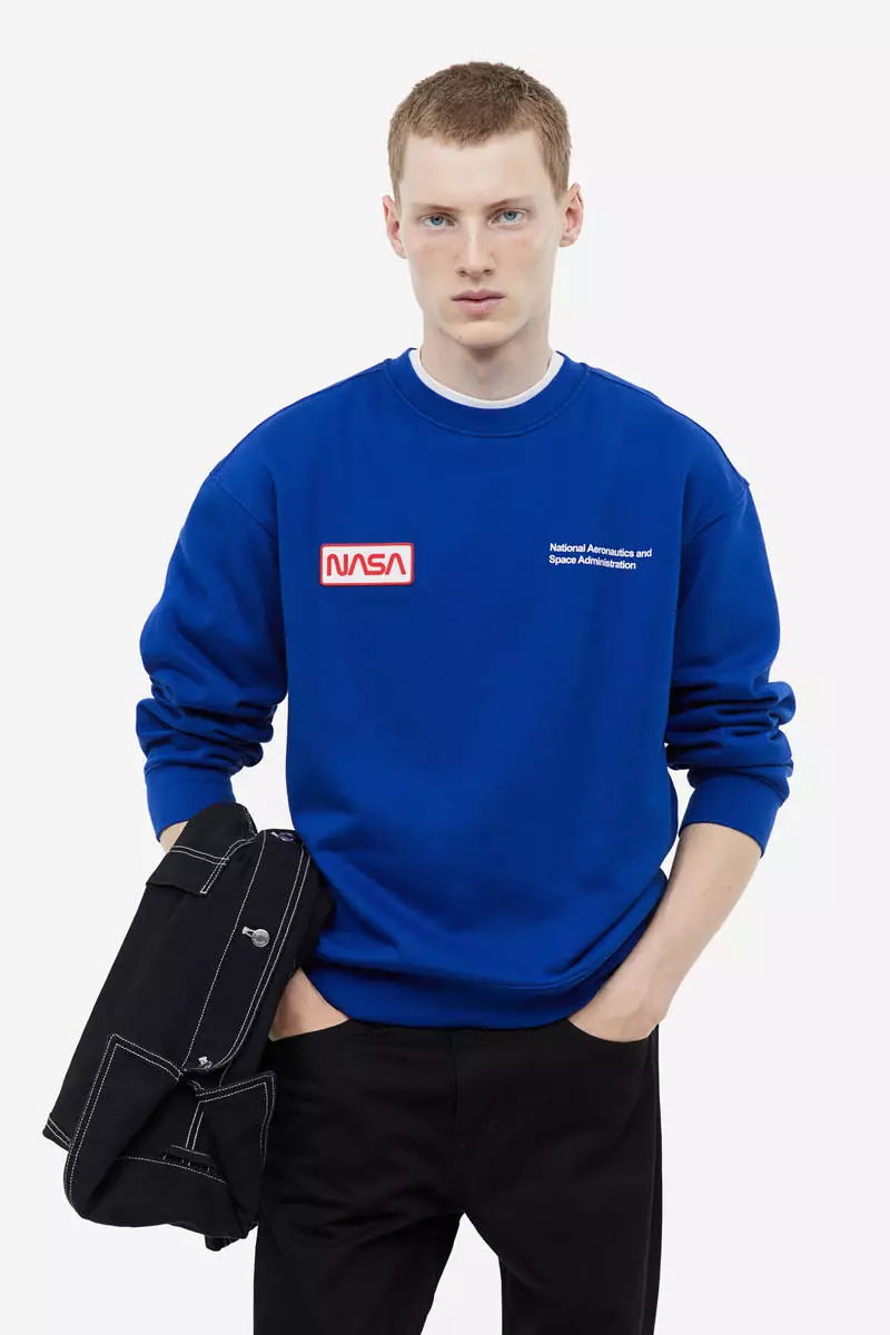buy-h-m-relaxed-fit-sweatshirt-2024-online-zalora-philippines
