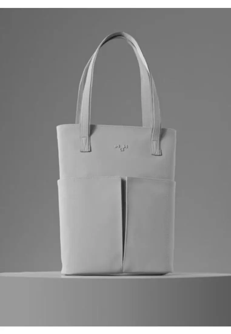 Buy MAH MAH Line C-600 Totepack - Light Grey 2025 Online | ZALORA