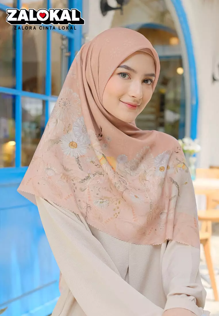 Hijab Segitiga Modern