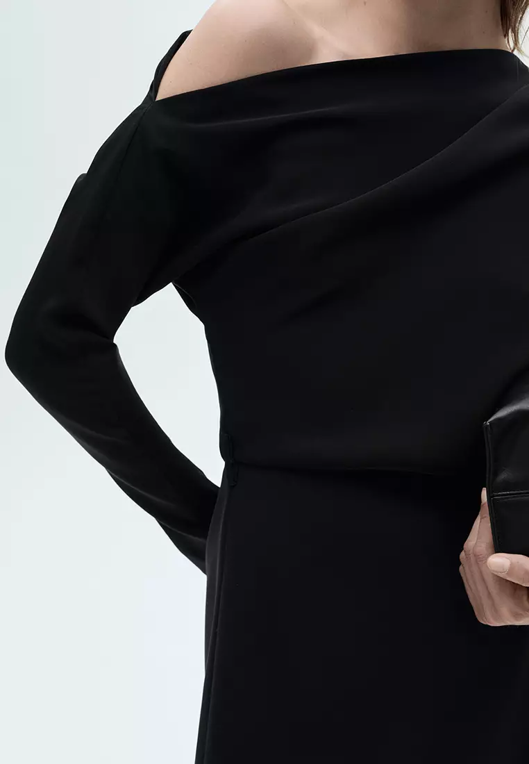 Jual Mango Short Asymmetrical Dress Original 2025 | ZALORA Indonesia