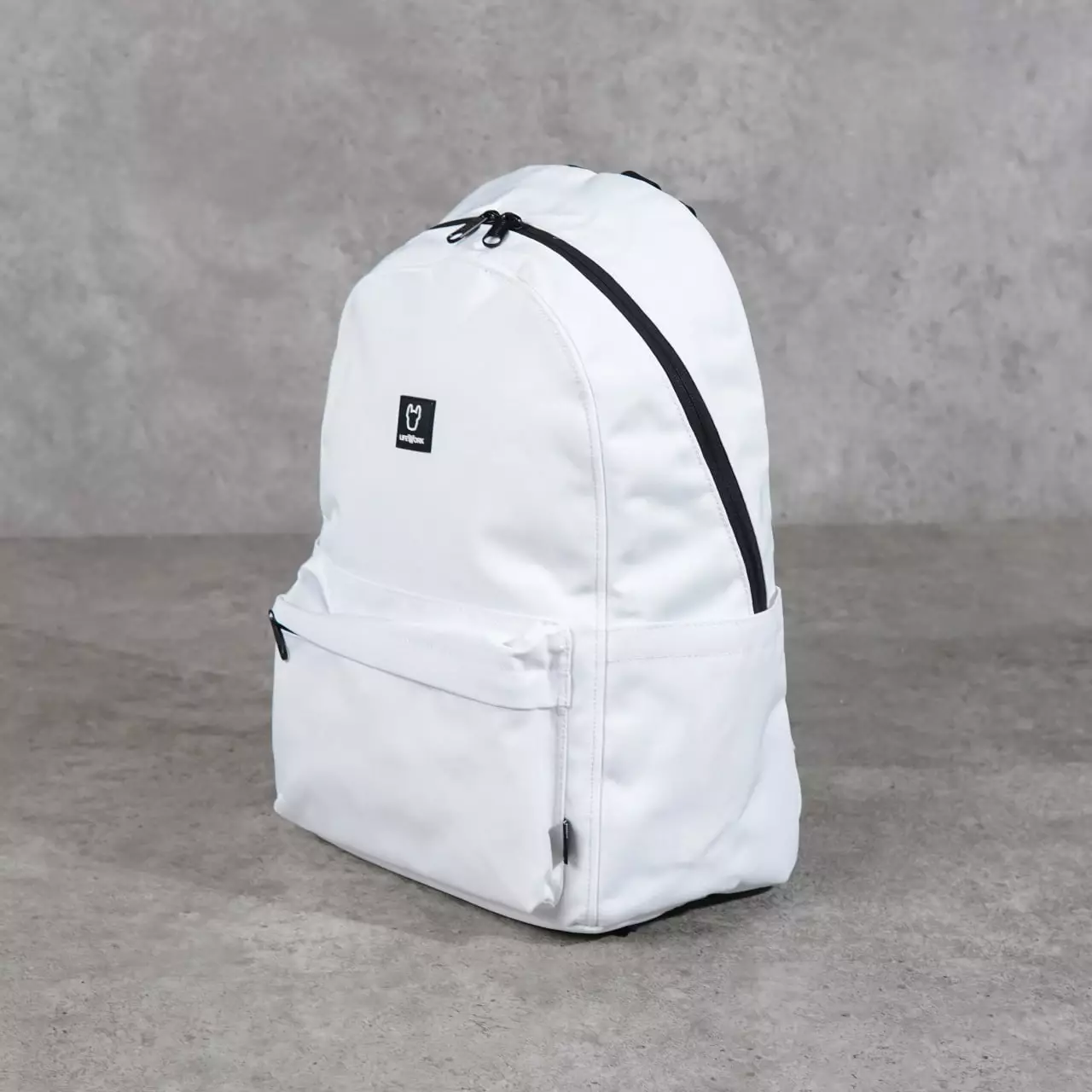 Jual LIFEWORK Tas LIFE WORK RADOG PATCH SQUARE WHITE SS25 BACKPACK 100% ...