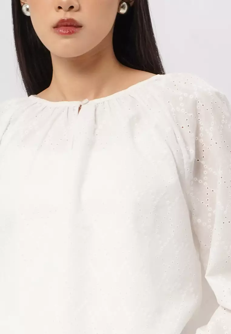 Jual Executive Puff Sleeves Eyelet Blouse Original 2024 | ZALORA Indonesia