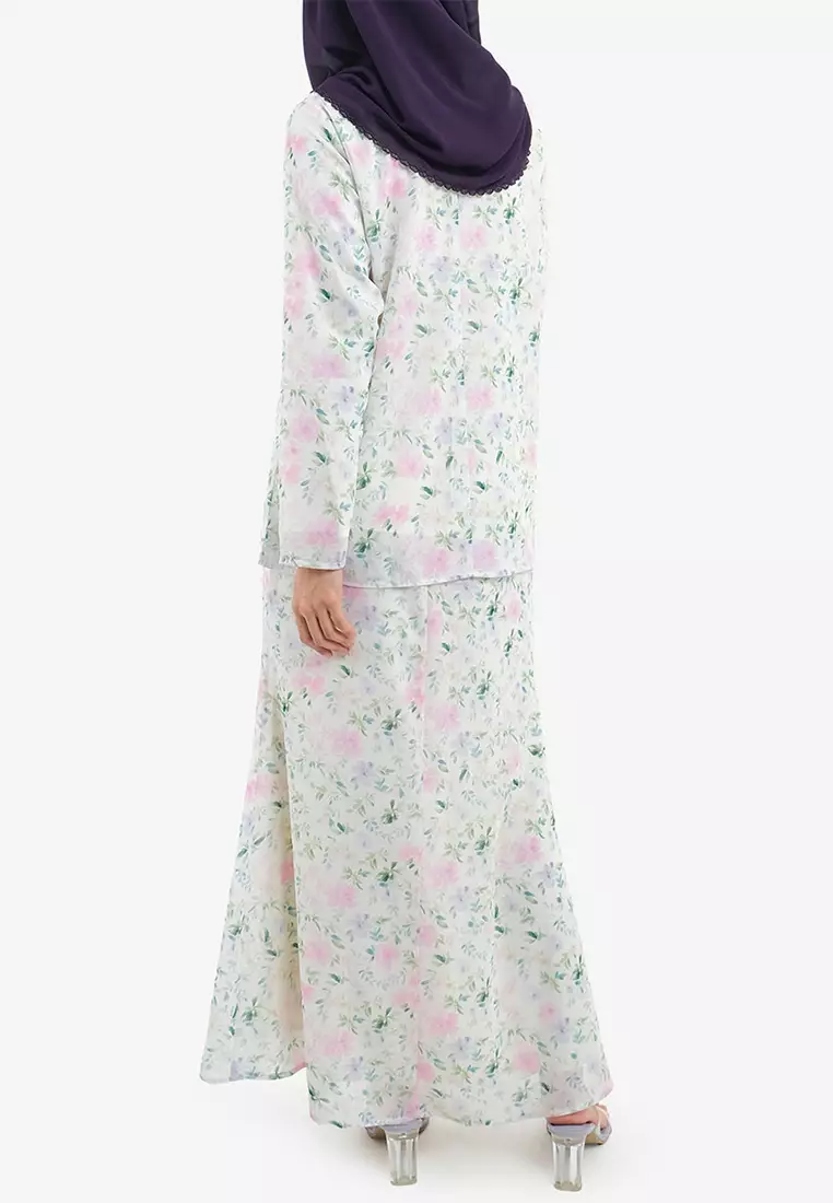 Buy POPLOOK Sayang Blouse & Skirt Online | ZALORA Malaysia