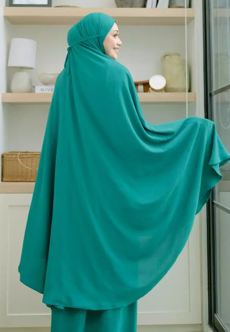 Jual Lozy Hijab Fatima Prayer Set (Mukena Airflow) Green Tosca Original ...