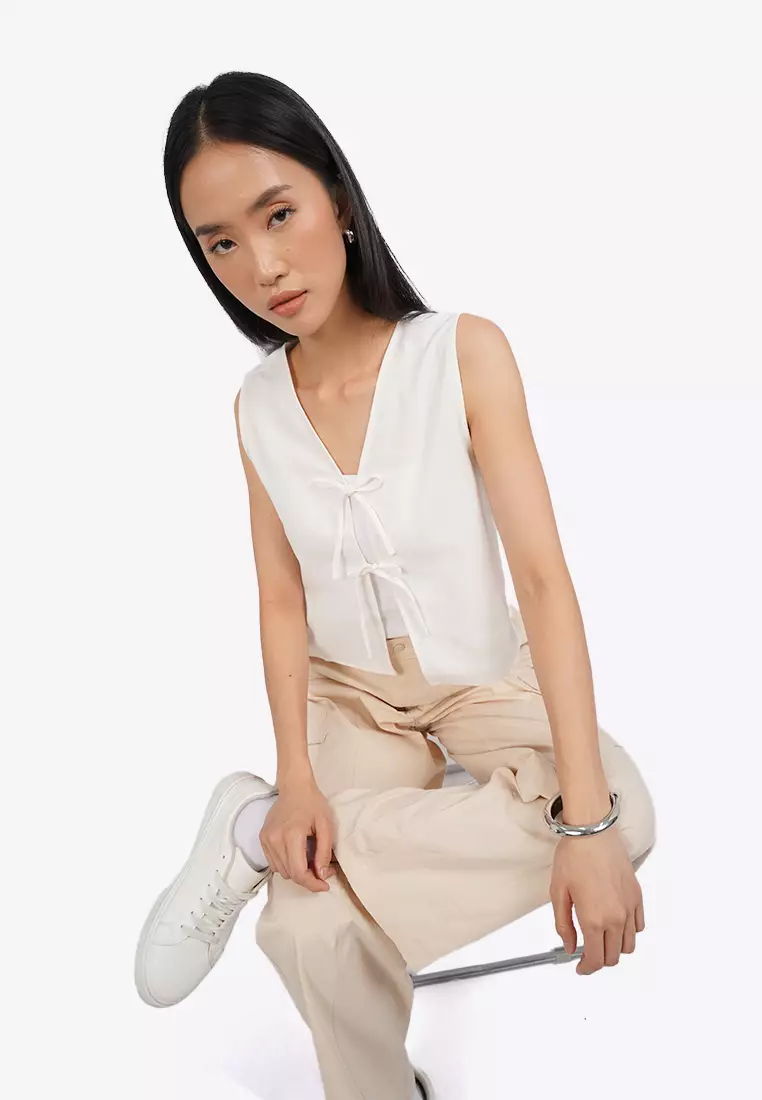 Jual COLORBOX Crop Vest with Front Tied Opening Original 2025 | ZALORA ...
