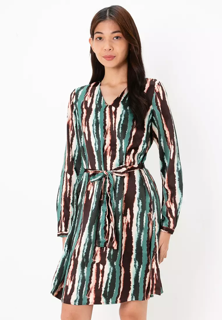 Vero Moda Tallia V-Neck Dress 2026 | Buy Vero Moda Online | ZALORA Hong ...