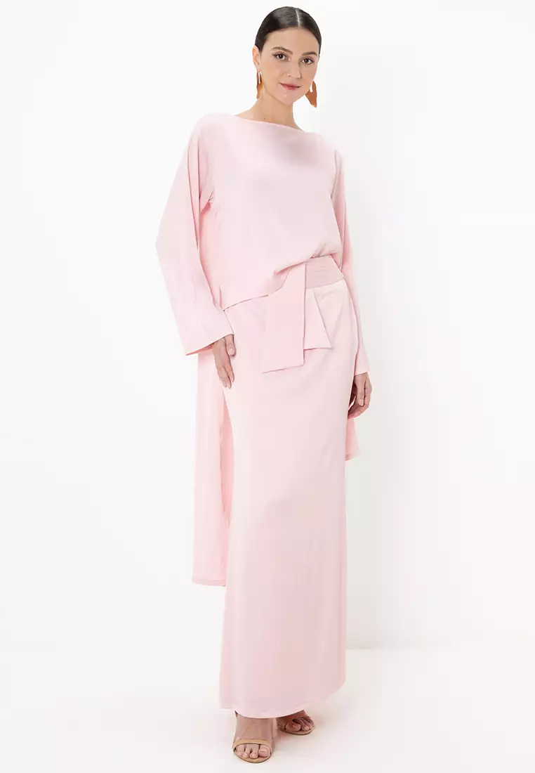 Buy Syomirizwa Gupta ELLA Kurung 2025 Online | ZALORA