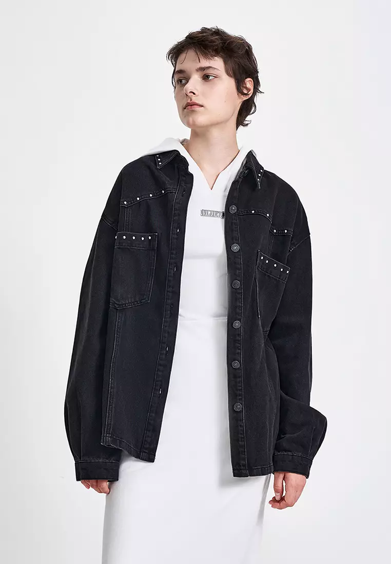 Buy URBAN REVIVO Rivet Belted Denim Shirt 2025 Online | ZALORA Philippines