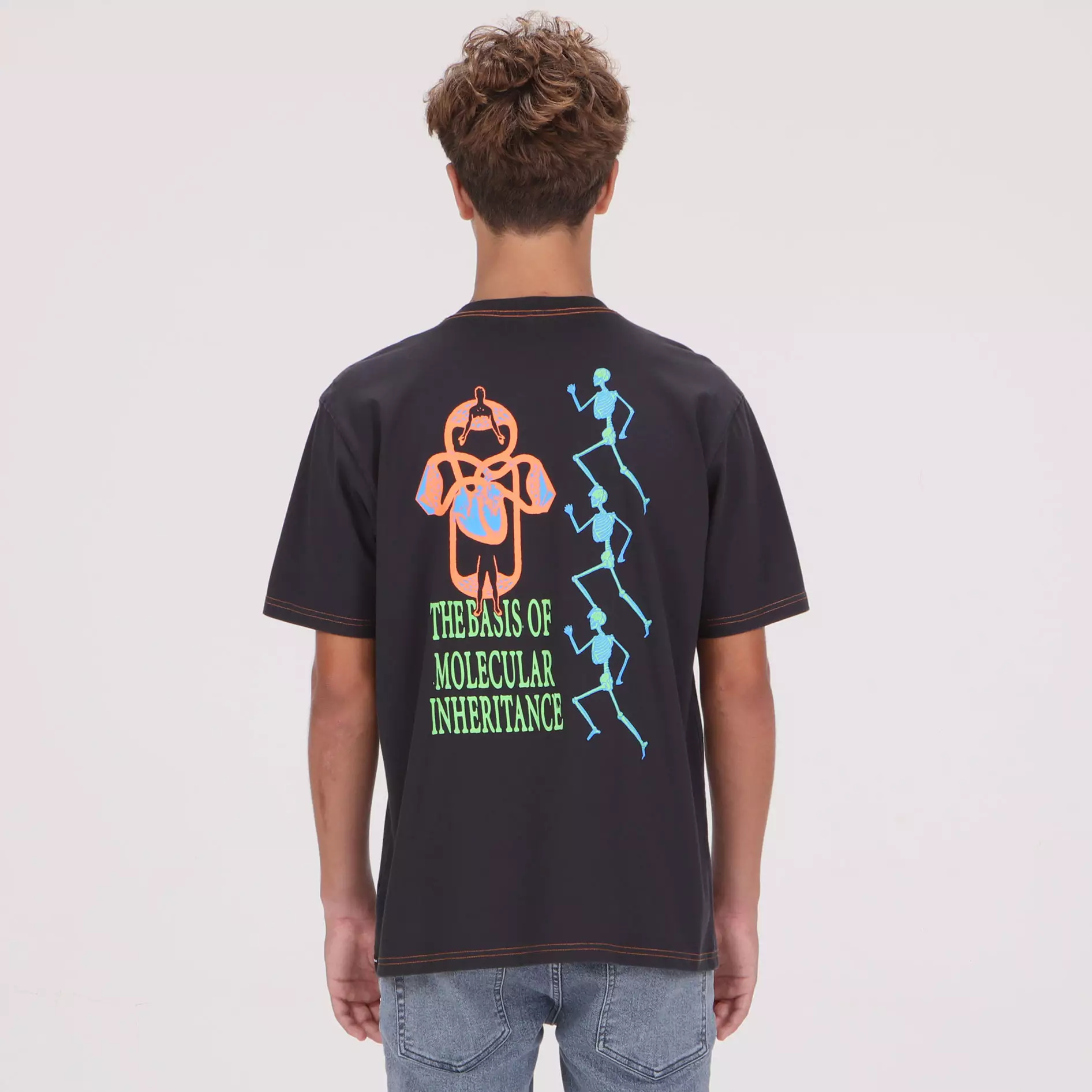 Jual Volcom MBW DIABOLICAL INHERITANCE SHORT SLEEVE TEE STEALTH ...