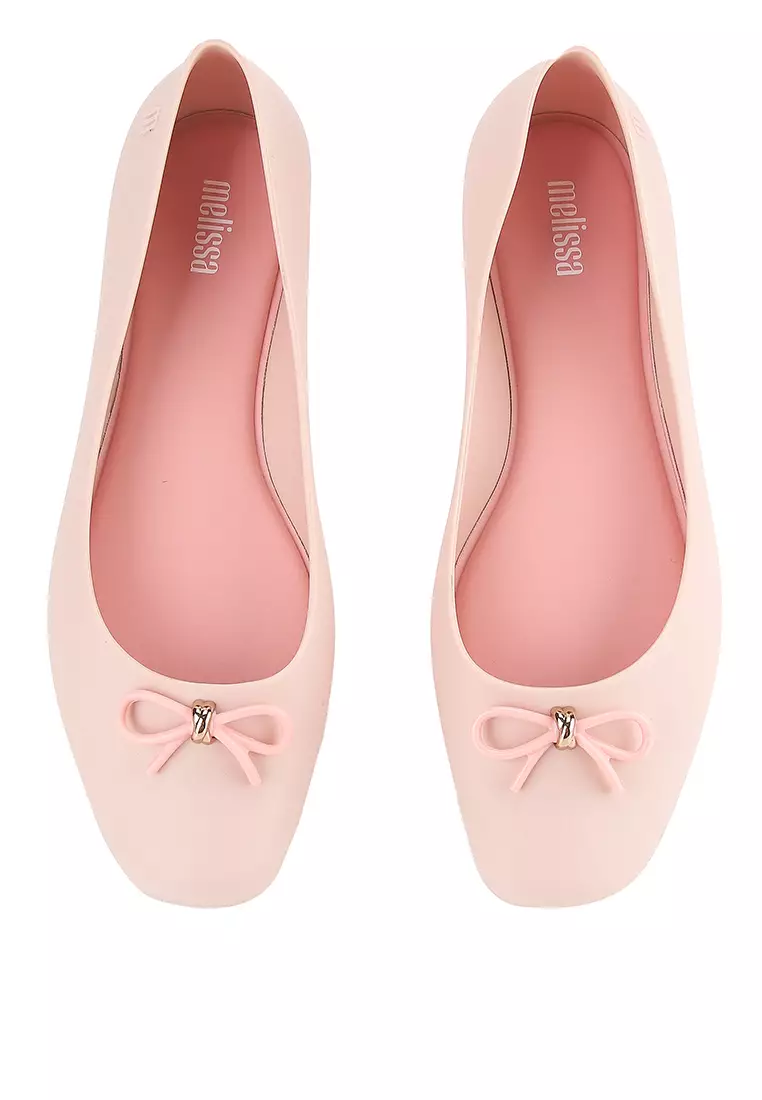 Jual Melissa Aura Basic Ad Original 2025 | ZALORA Indonesia