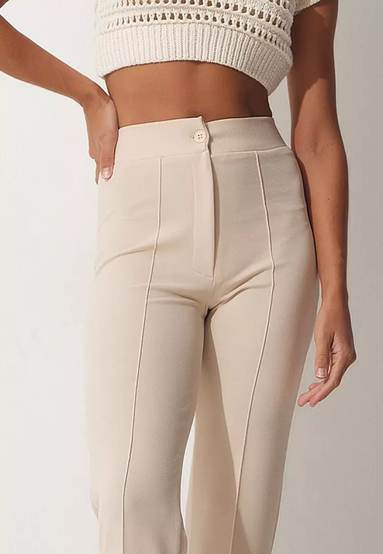 Jual Happiness Istanbul Slim Cut Pants Original 2025 | ZALORA Indonesia