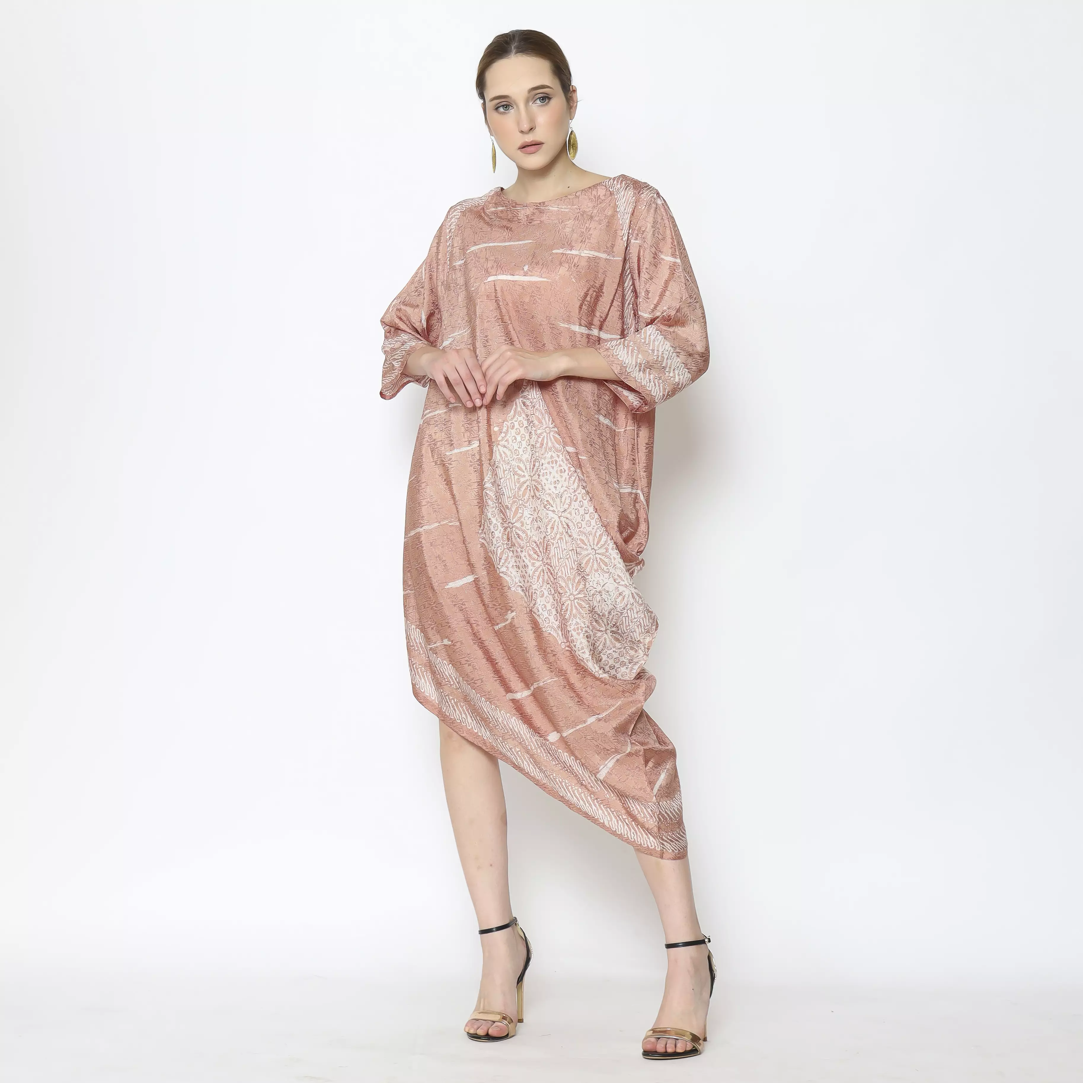 Jual RINJANIE BATIK Rinjanie Batik - Dress Bombai Tangan - Dress Wanita ...
