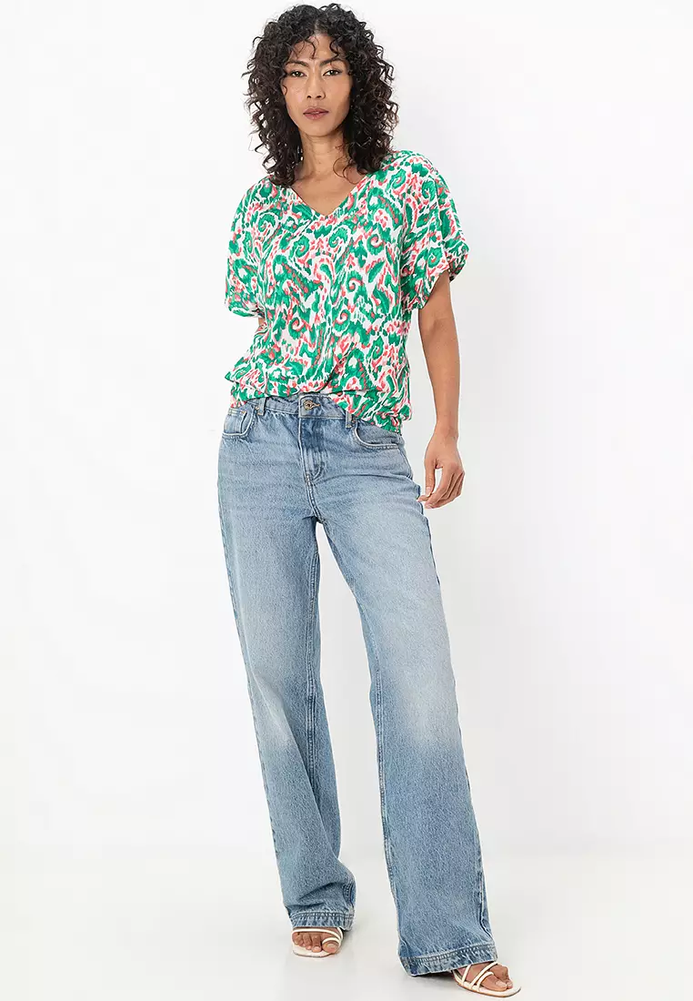 Buy ONLY Axi Short Sleeve Top Online | ZALORA Malaysia