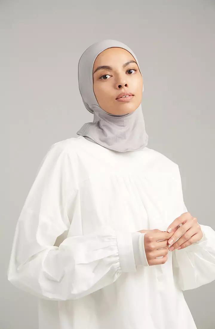Buy ARUMN ASWAN ESSENTIAL NECK-LENGTH UNDERSCARF Online | ZALORA Malaysia