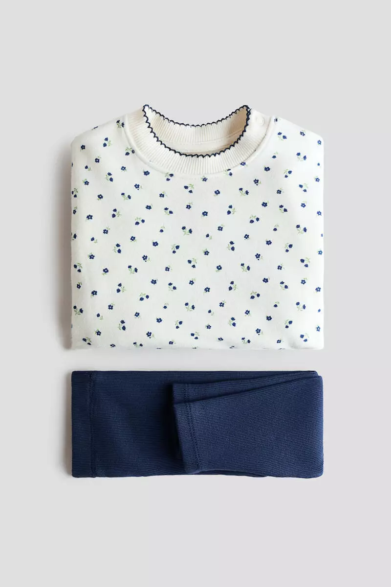 Buy H&M 2-piece sweatshirt and leggings set 2026 Online | ZALORA