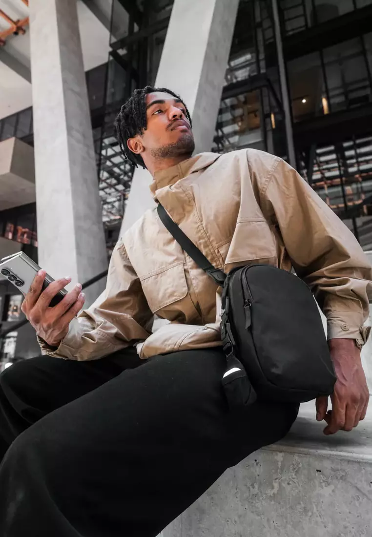 Jual Alpaka Alpaka Metro Sling Max - Black VX42 Original 2025 | ZALORA ...