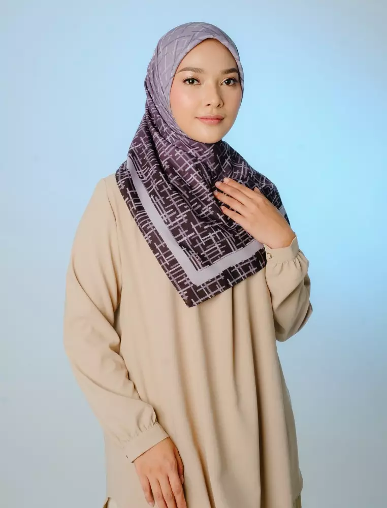 Jual ZOYA CAPELLA Scarf Black - Kerudung Hijab Segiempat Motif With ...