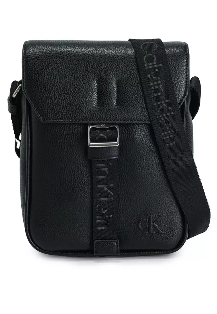 Jual Calvin Klein Cargo Flap Reporter Bag Original 2026 | ZALORA ...