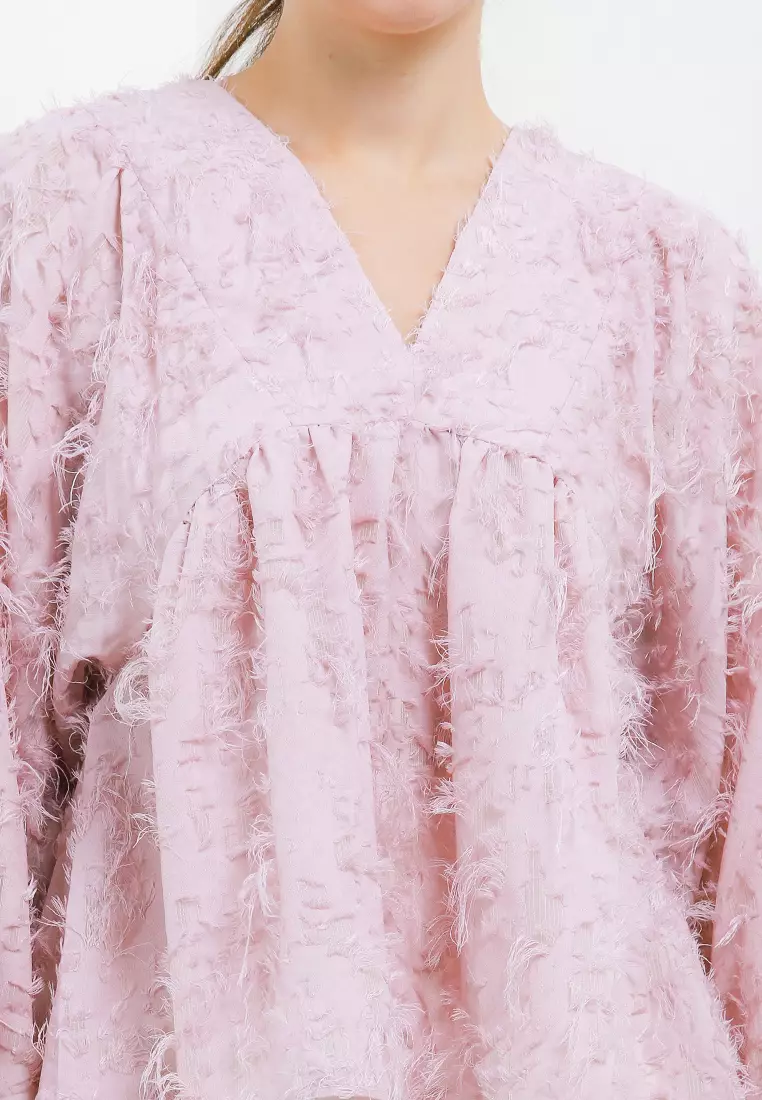 Jual Icons Long Puff Sleeves Furry Blouse Original 2024 | ZALORA Indonesia