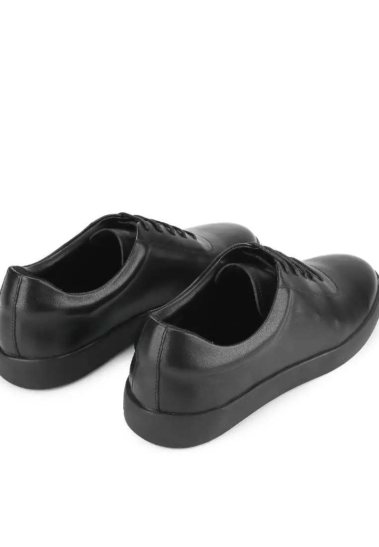 Jual Andrew Arlo Original 2026 | ZALORA Indonesia