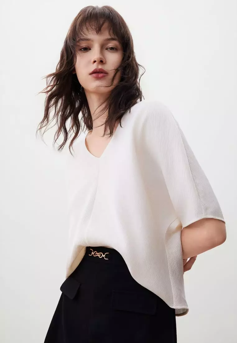 Buy G2000 G2000 Textured Fabric V Neck Top 2025 Online | ZALORA Philippines