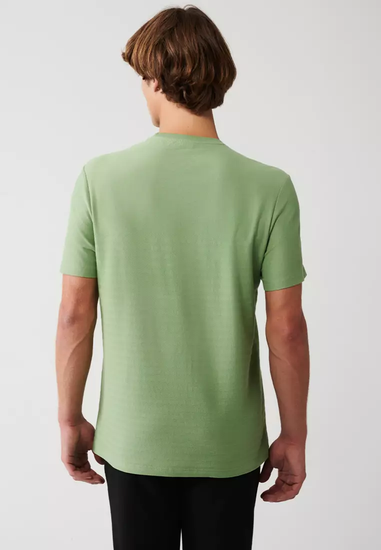 Buy Avva Basic Regular Fit T-Shirt 2025 Online | ZALORA
