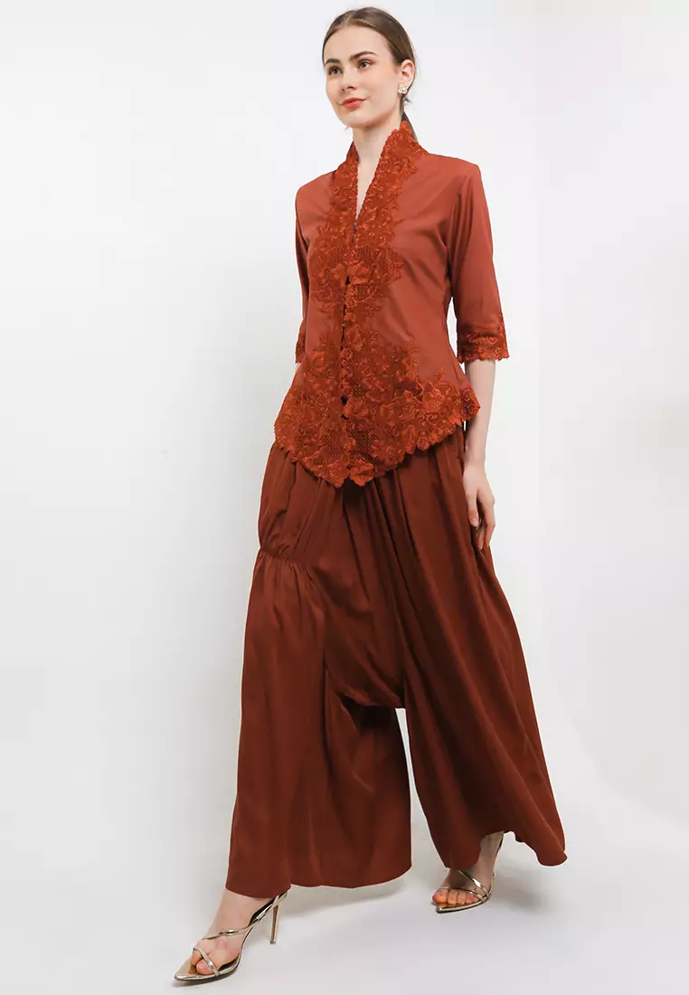 Jual Batik First Kebaya Classic Kupnat CH38 Embroidery Original 2026 ...