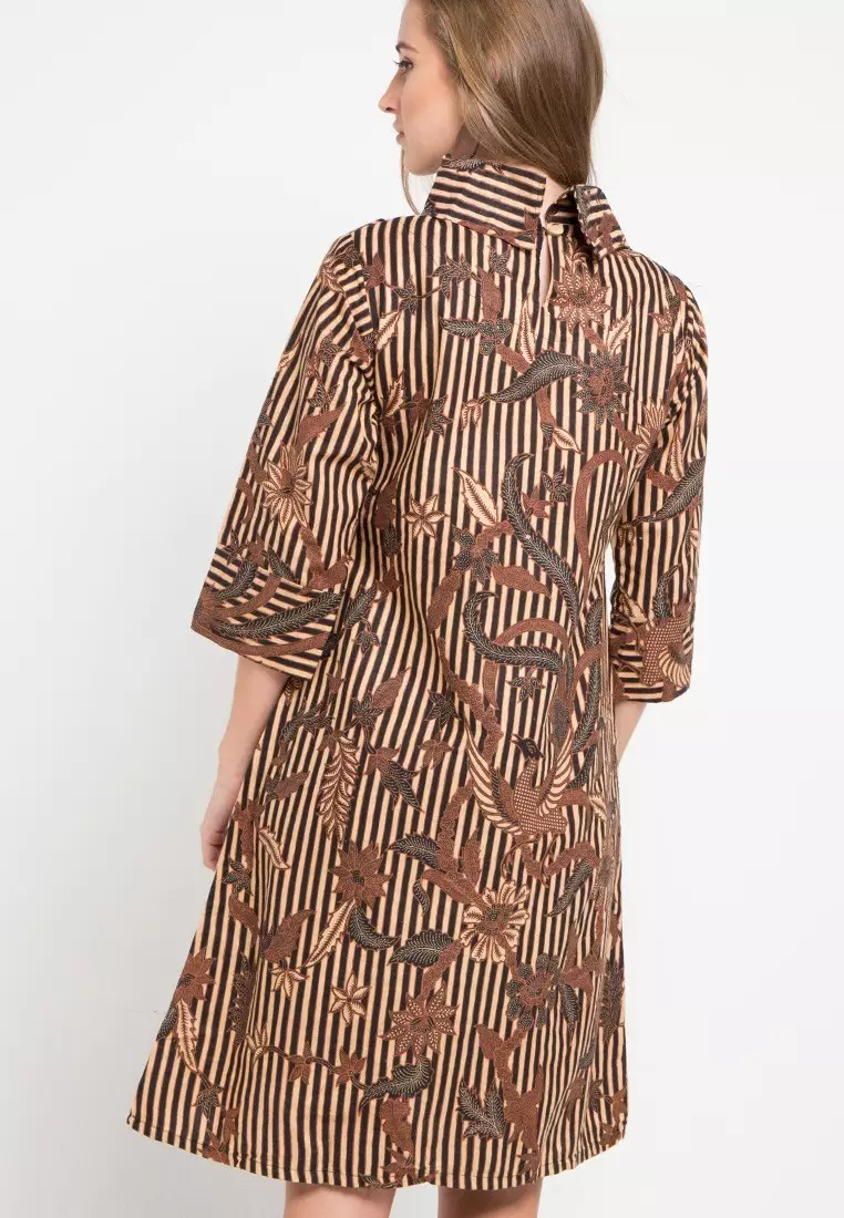 Jual BATIK RIZQINA Quinzi Original 2025 | ZALORA Indonesia