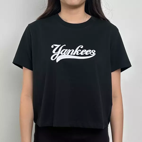 Jual MLB Kaos MLB YANKEES SIGNATURE WHITE BLACK CROP 100% ORIGINAL ...