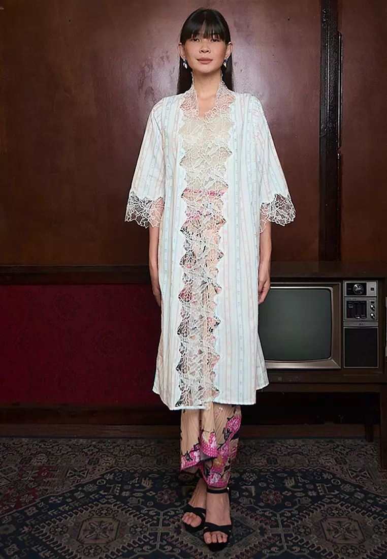 Buy MASLEA Kebaya Wan Nen Top Online | ZALORA Malaysia