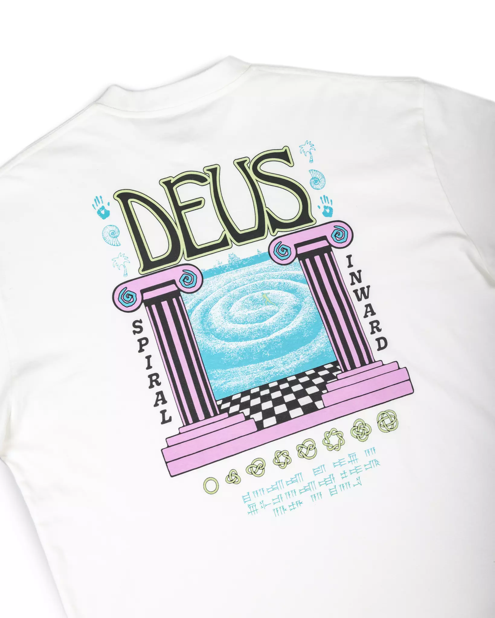 Jual Deus Ex Machina Half String Tee Original 2025 | ZALORA Indonesia