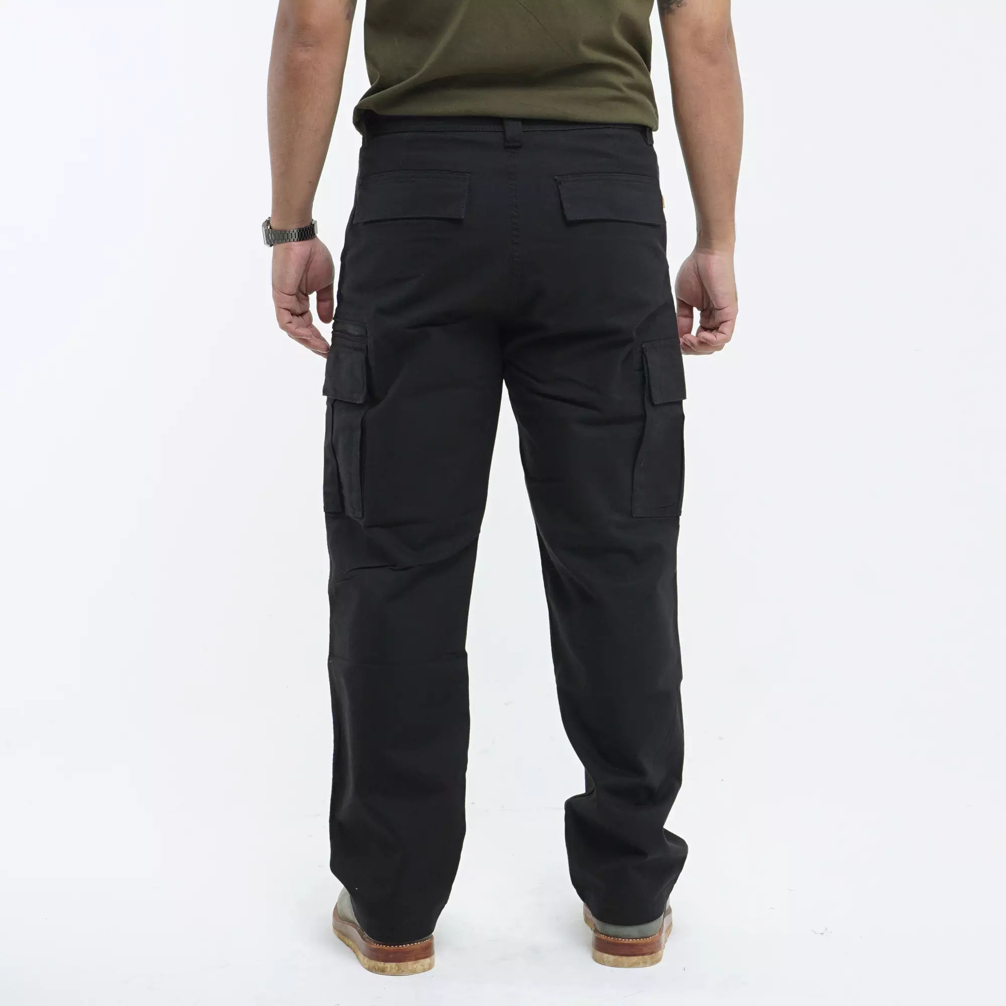 Jual MGEE Cargo Greg C028 Black Original 2024 | ZALORA Indonesia