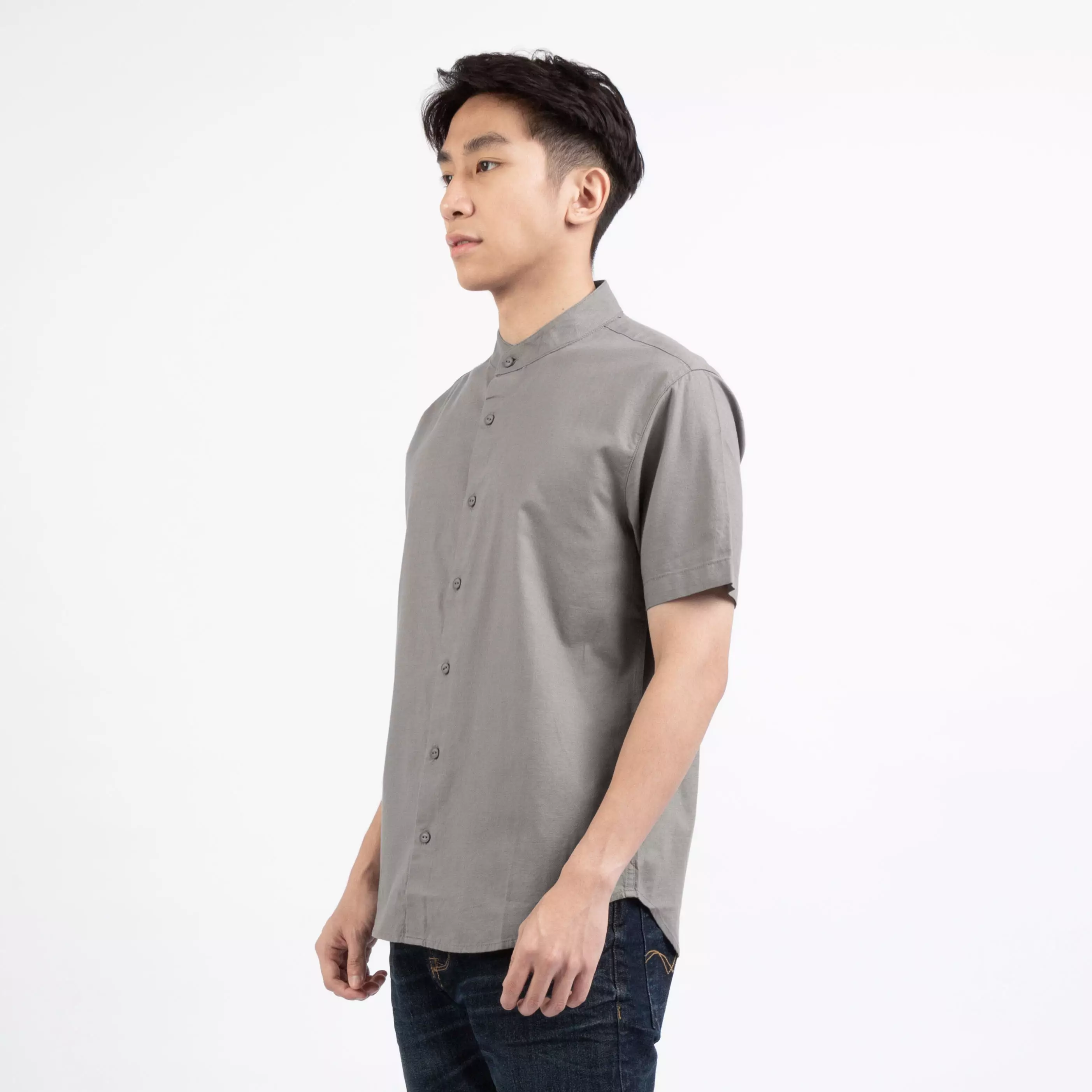 Jual TRIPLE TRIPLE Kemeja Lengan Pendek Slim Fit (SS MC 508) Ukuran L ...