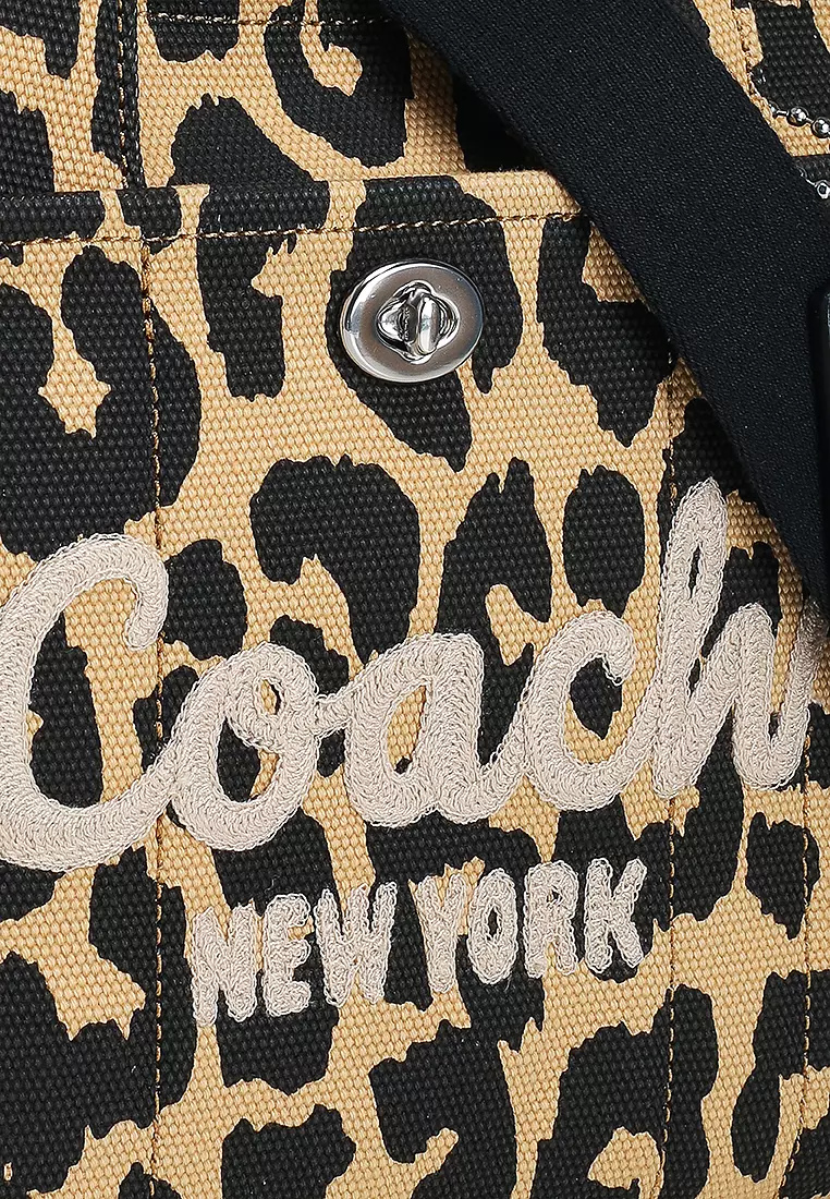 Coach Cargo Tote Bag With Leopard Print 26 (cq) 2025 | Buy Coach Online ...