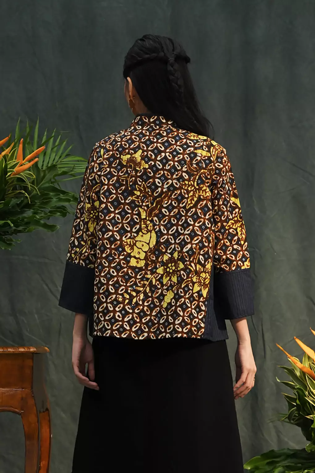 Jual Nona Rara Batik NONA RARA - Vivare Tulis Sogan T3156, Blouse Batik ...