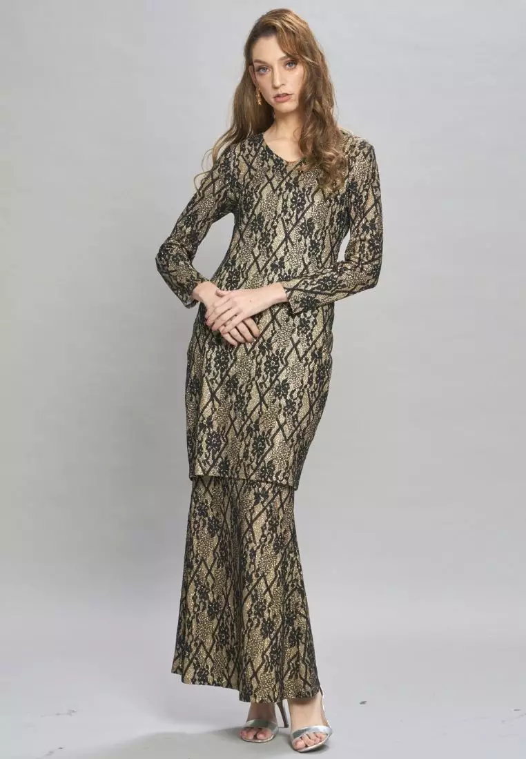 Buy Loveaisyah Glitter Black Gold Lace 'V' neck Modern Baju Kurung Hari ...