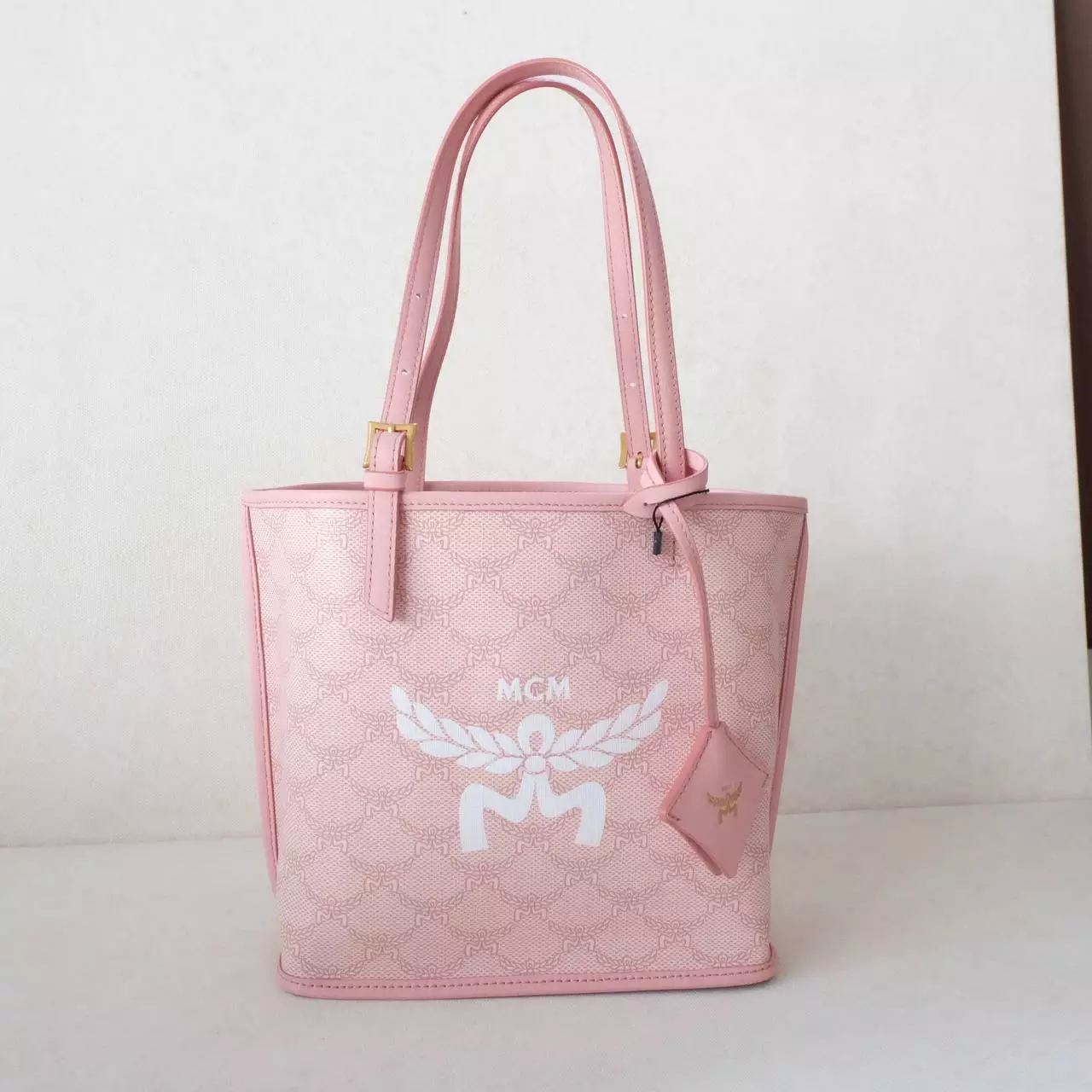 Jual MCM Mini Himmel Shopper in Pink Original 2025 | ZALORA Indonesia