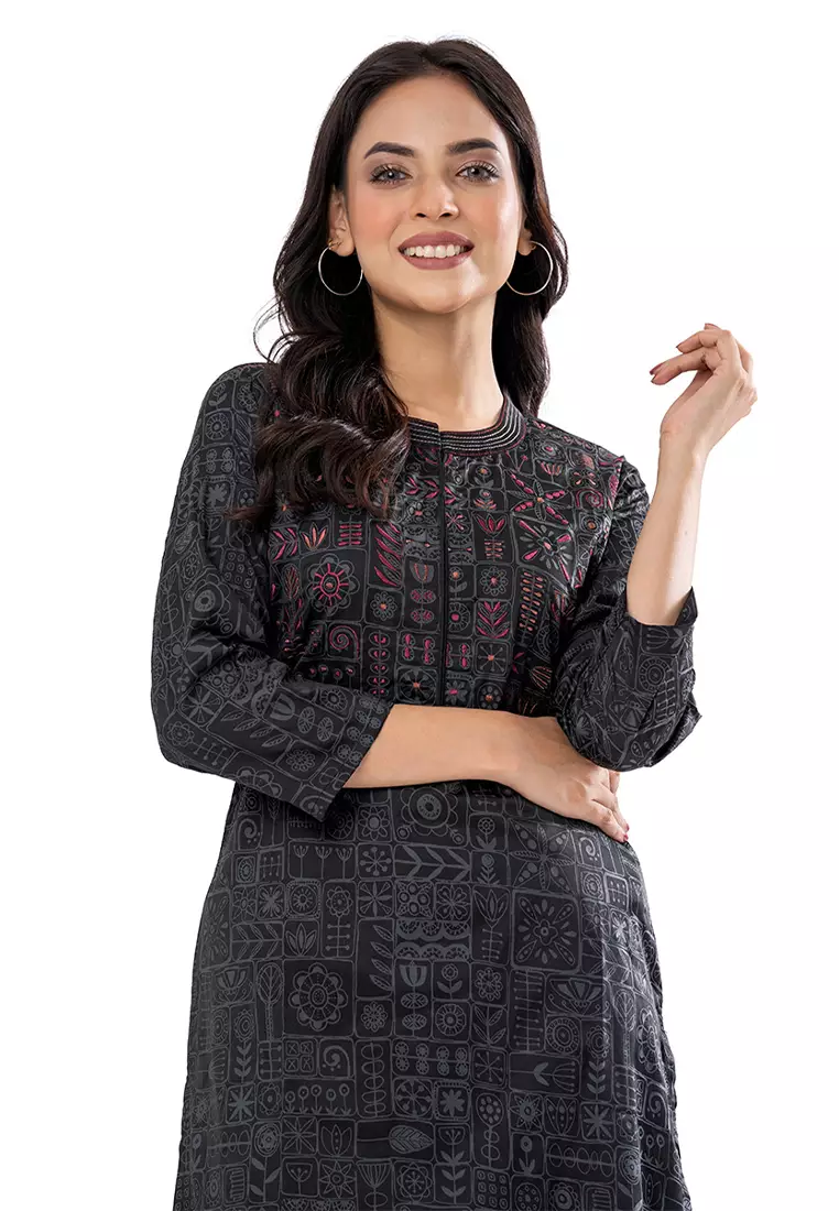 Buy Le Reve Le Reve Black Straight Cut Long Tunic 2026 Online | ZALORA