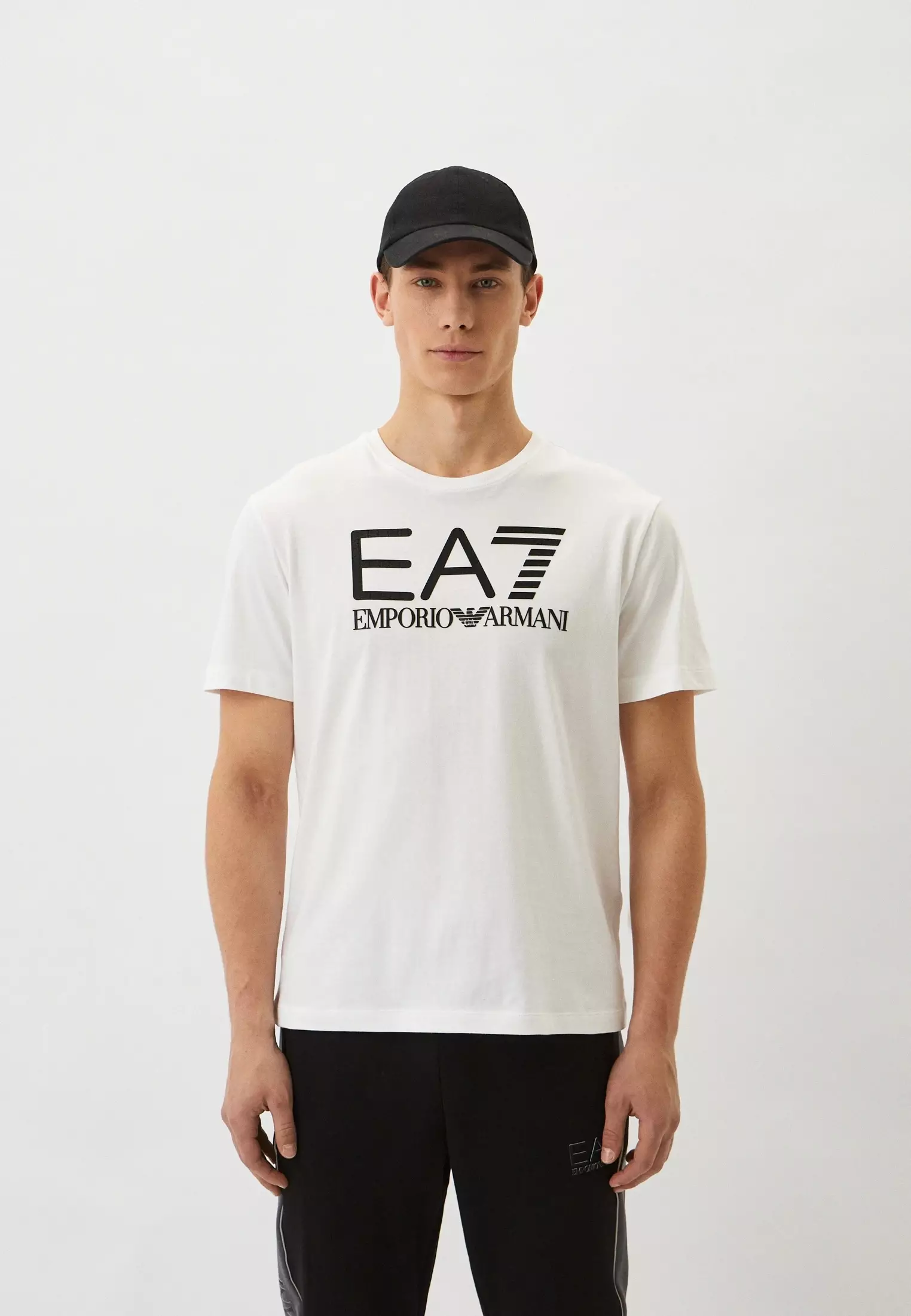 Jual EA7 Emporio Armani LOGO SERIES T-SHIRT Original 2025 | ZALORA Indonesia