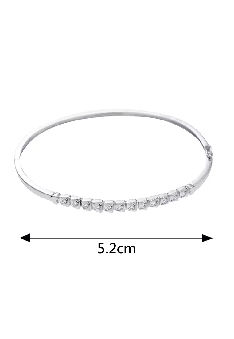 Buy LITZ LITZ 18K White Gold Diamond Bangle DD45 Online | ZALORA Malaysia