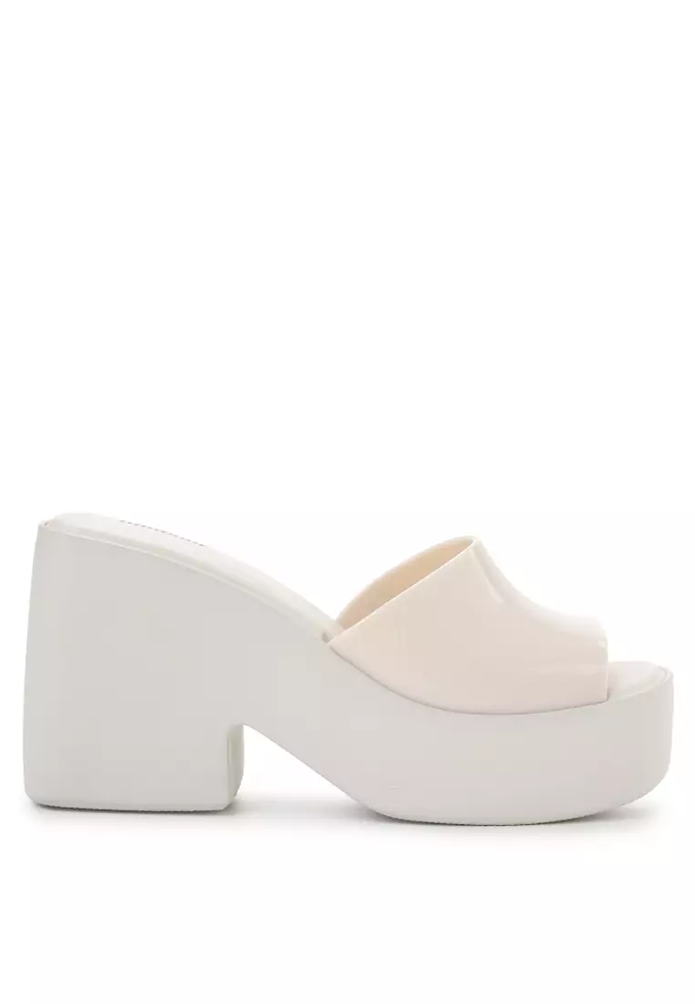 Jual Melissa Posh Ad Original 2026 | ZALORA Indonesia