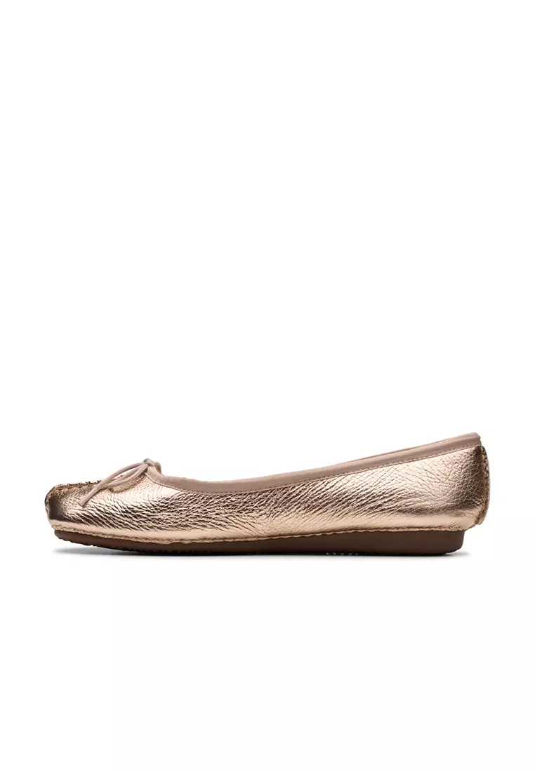 Buy CLARKS Womens Freckle Ice Ballerina - Copper Metallic Online ...